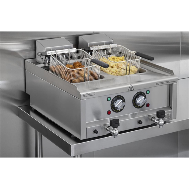Buffalo 600 Series Twin Tank Electric Fryer 2 x 8Ltr - CU477 - Buy ...