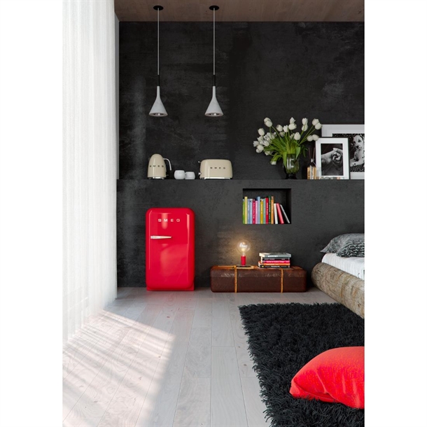 Smeg 50s Retro Mini Bar Fridge Red - P_FS265 - Buy Online at Mitre Linen UK
